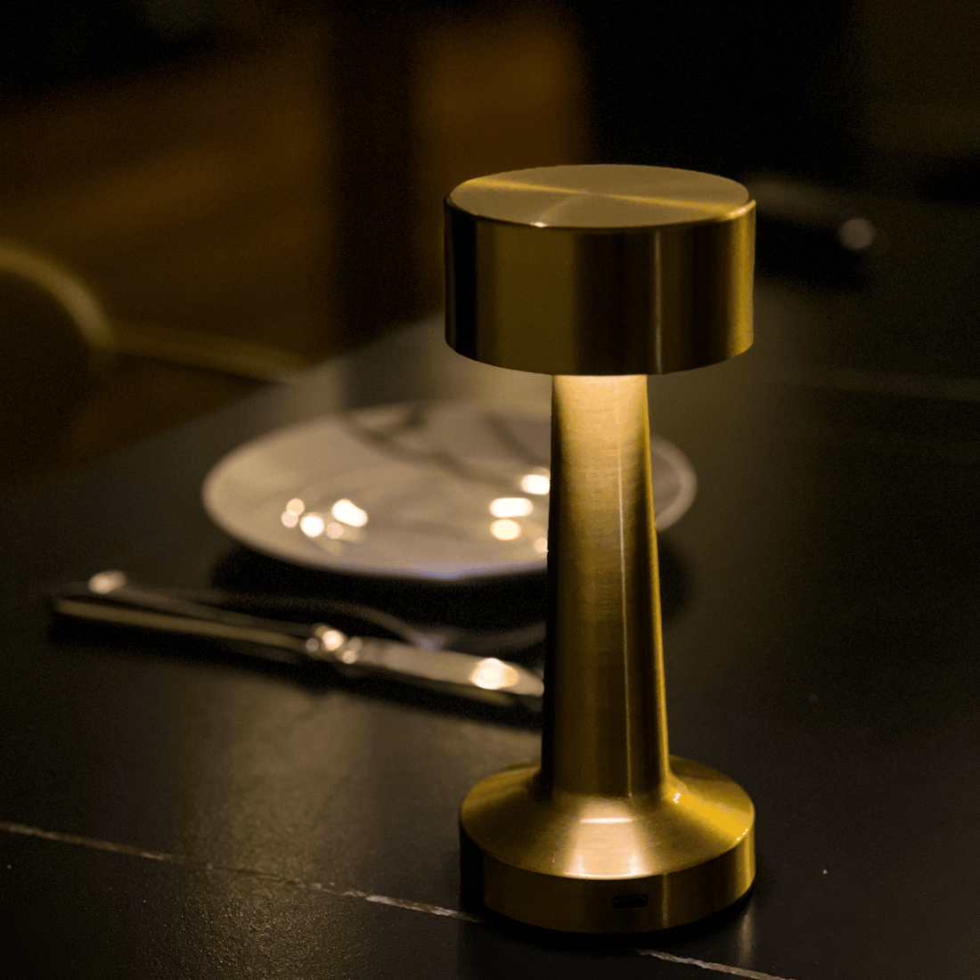 Retro Restaurant Bar Cordless Table Lamp (Gold, Silver) – Lumin Lighting