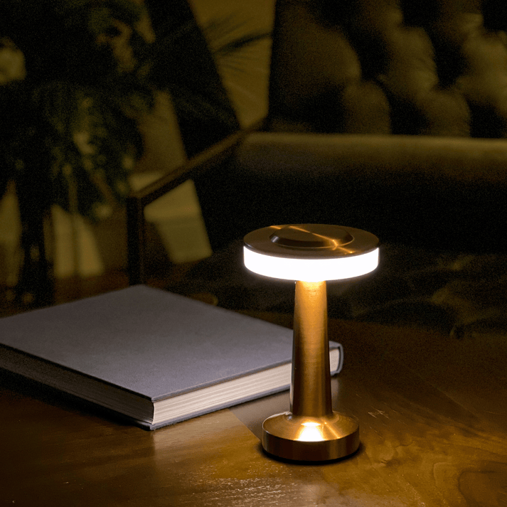 Wide Light Restaurant Cordless Table Lamp | Lumin Lighting