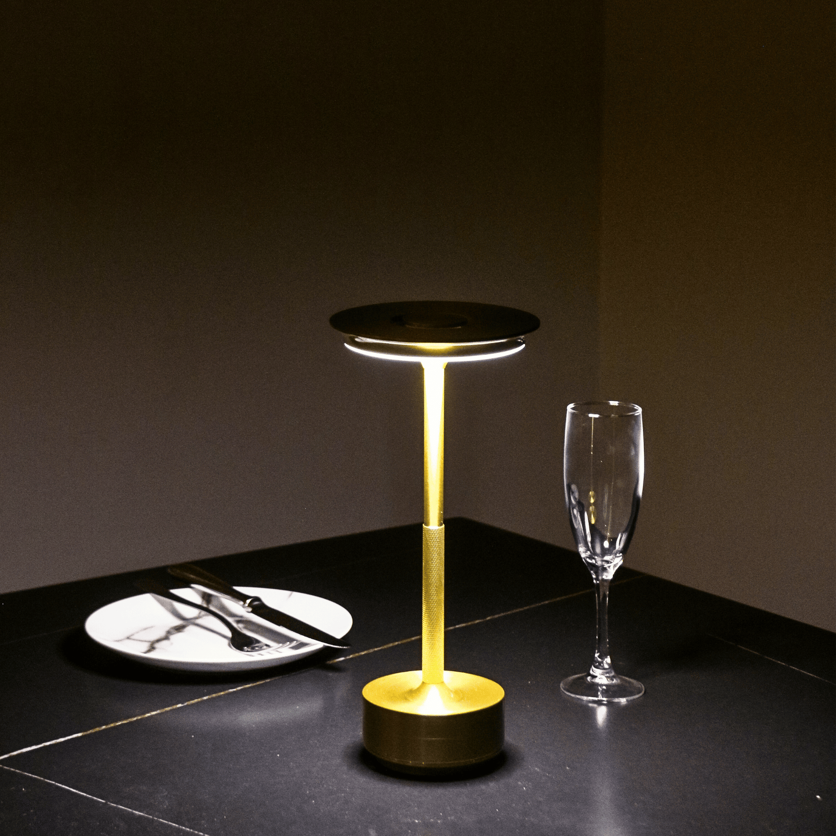 Perseus | Modern Metal Restaurant Bar Cordless Table Lamp – Lumin Lighting